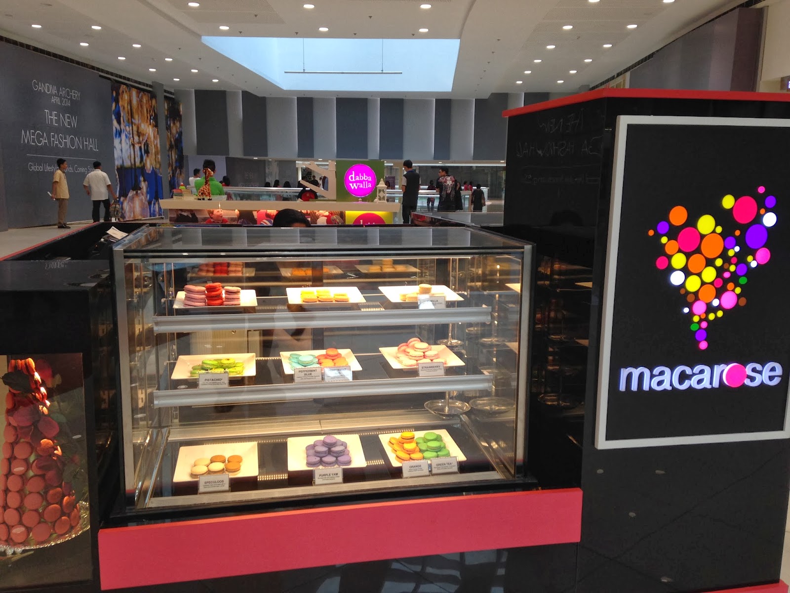 The Rich St. Deli.... Always in Action!: Macarose