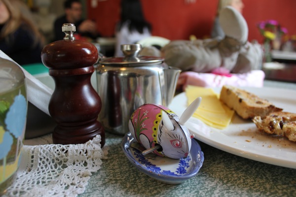 Green Gourmet Giraffe: Cafe Lua - inner city charm