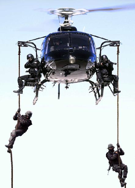 Comandante Duton: A técnica do FAST ROPE