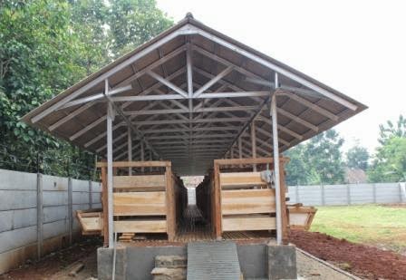 Kandang Kambing Modern - Peternakan Kambing Semakin Maju - Madani Farm ...
