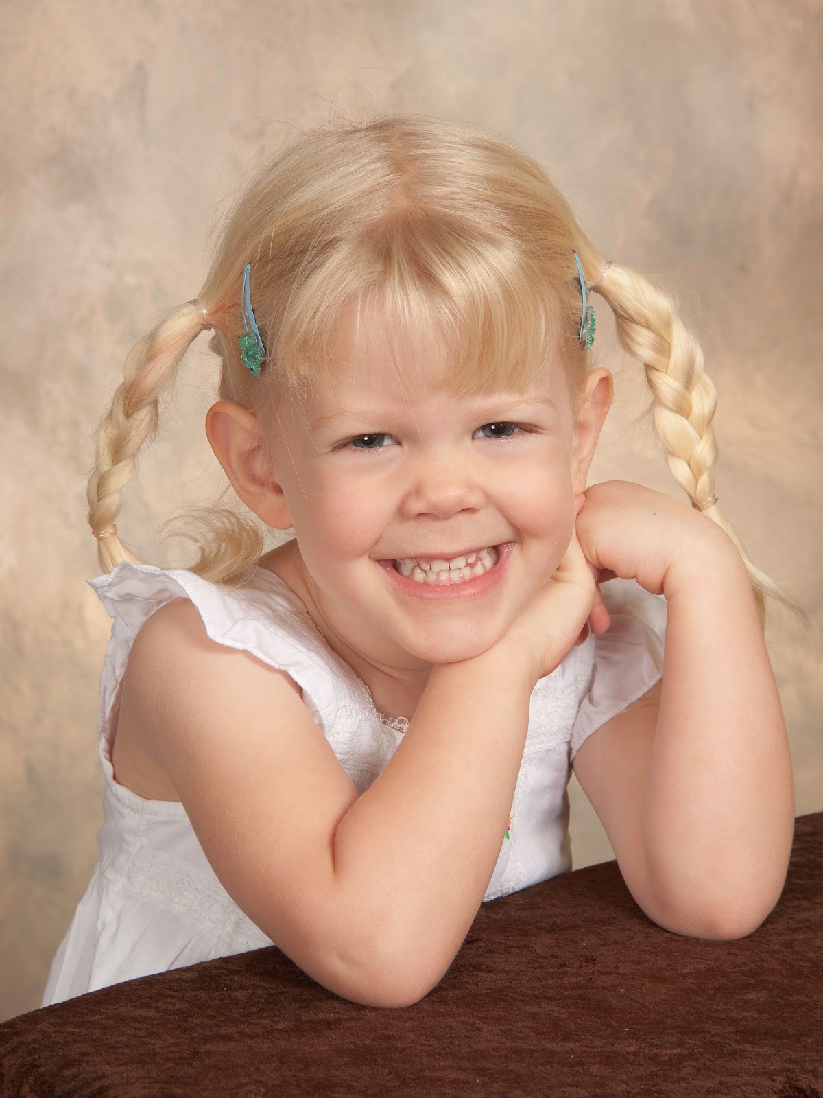 All Things Elise & Alina: The Girls Preschool Photos - Summer 2012