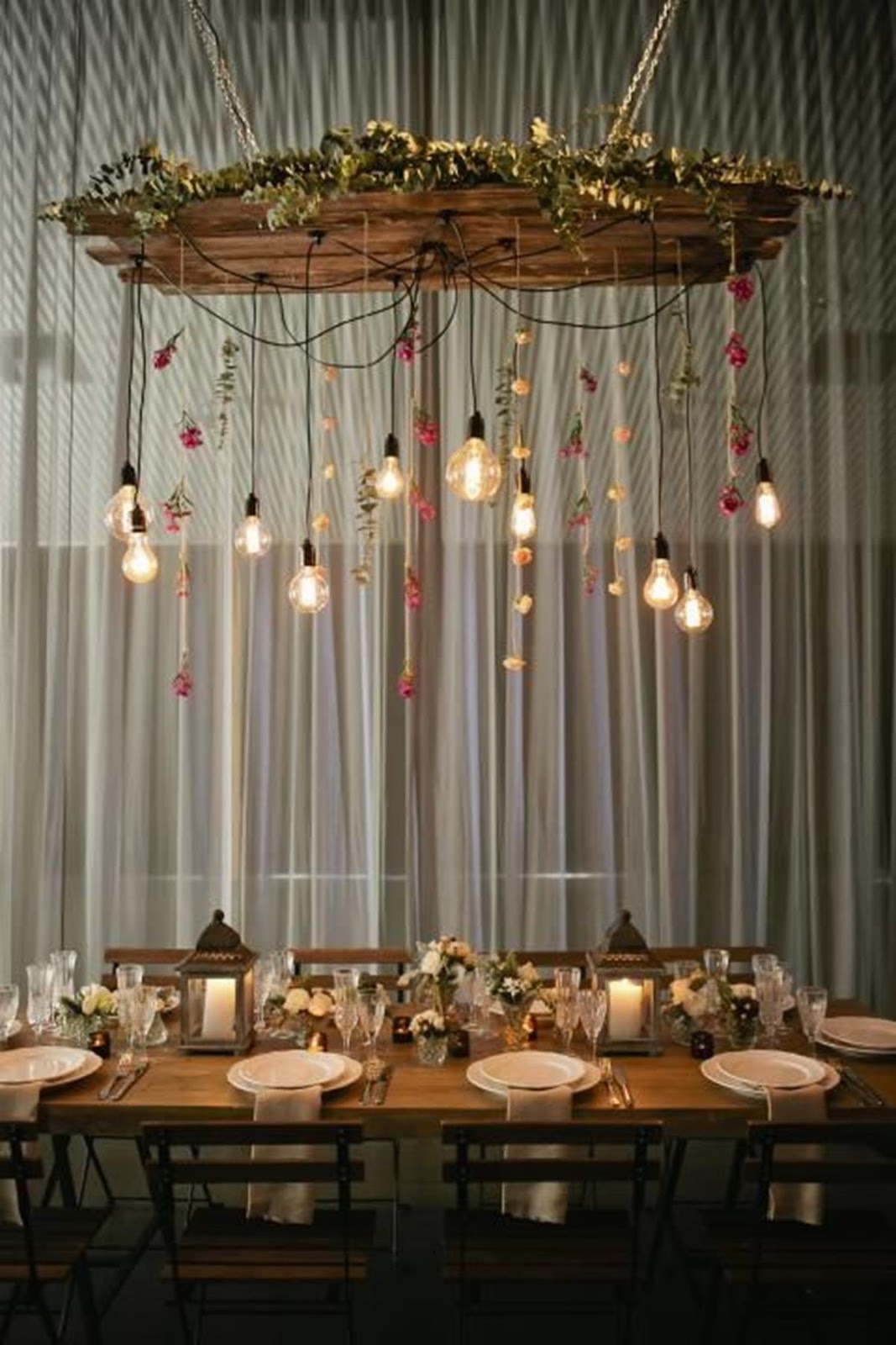 THE FLOWER GARDEN : Beautiful Hanging center Pieces