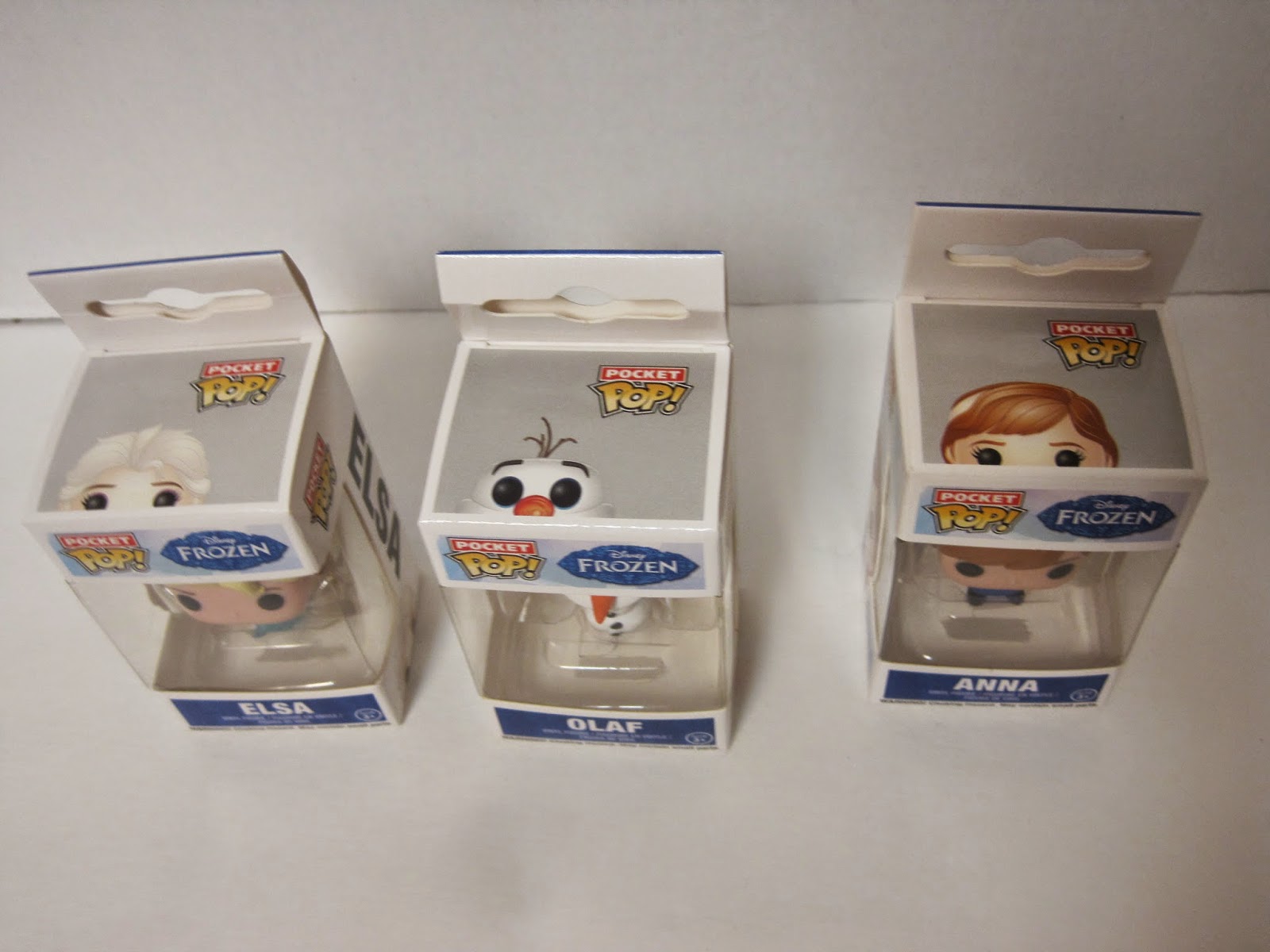 Never Grow Up: A Mom's Guide to Dolls and More: Disney Funko Frozen ...