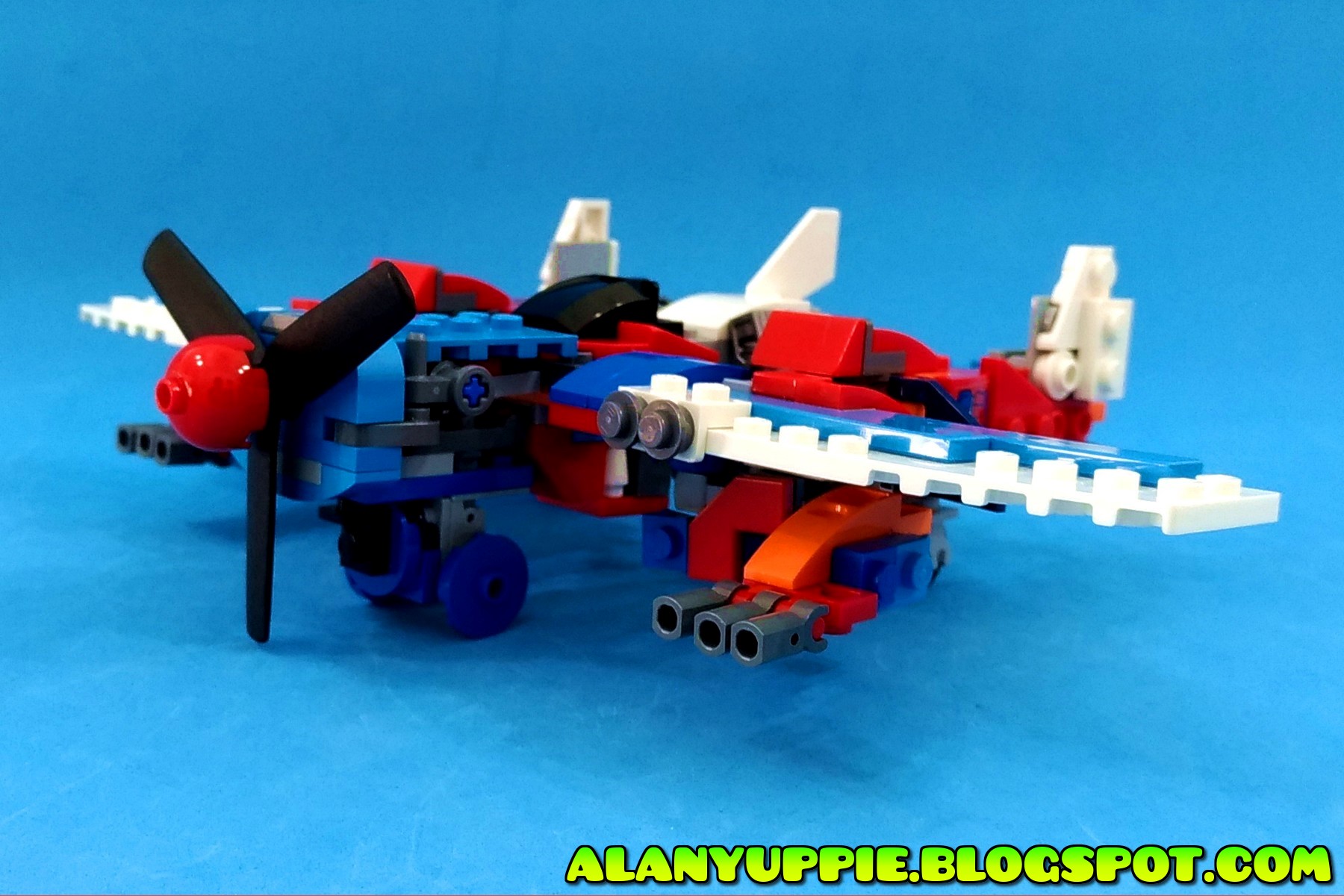 Alanyuppie's LEGO Transformers: Video Tutorial: Transformer Spiderplane ...