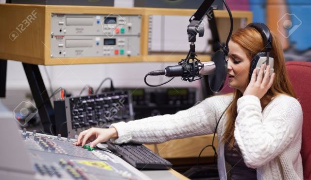 Jenis-Jenis Program Radio Siaran | RKSB Maja FM