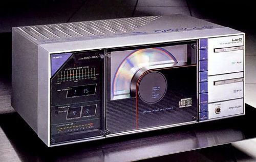 Vertical CD player (part 1 HITACHI) | 1001 Hi-Fi Info