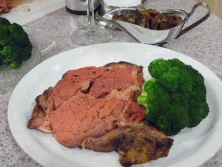 Fluffy Chix Cook: Standing Rib or Prime Rib Roast