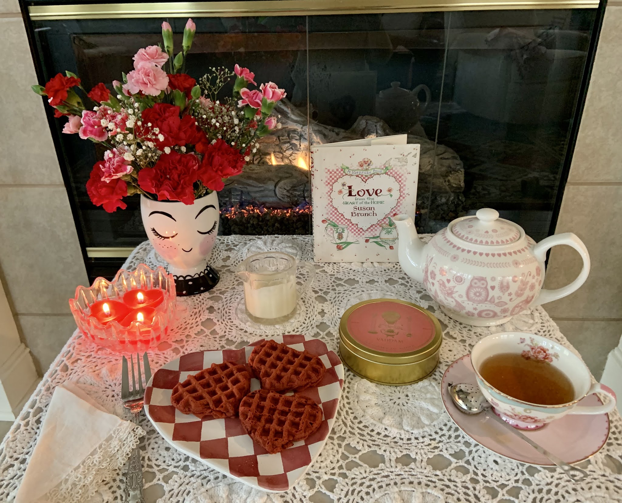 Kitty's Kozy Kitchen: Red Velvet Waffles