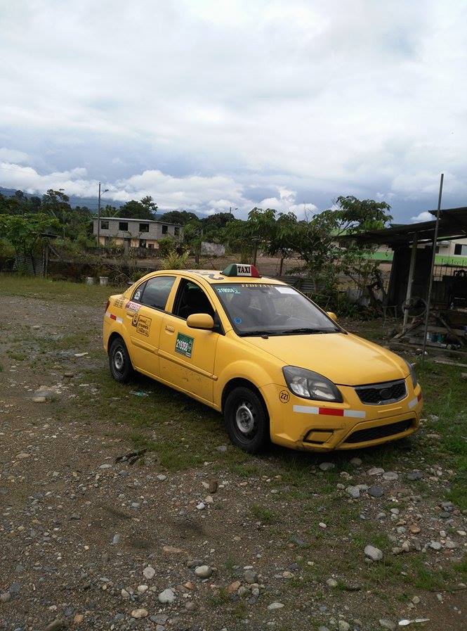Fast Travel Express Tena - Quito: Taxis Quito Tena