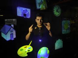 Οι συναρπαστικές δυνατότητες της τεχνολογίας των 6 αισθήσεων του Pranav ...