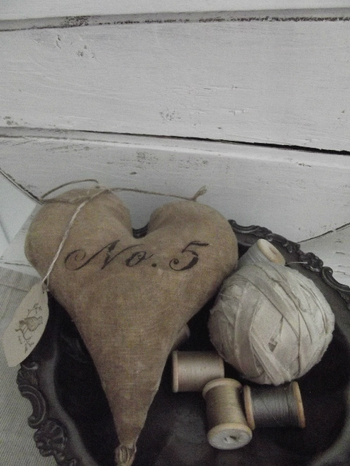 The Sampler Maker's Farmhouse; Primitive, Vintage, Farmhouse Decor ...