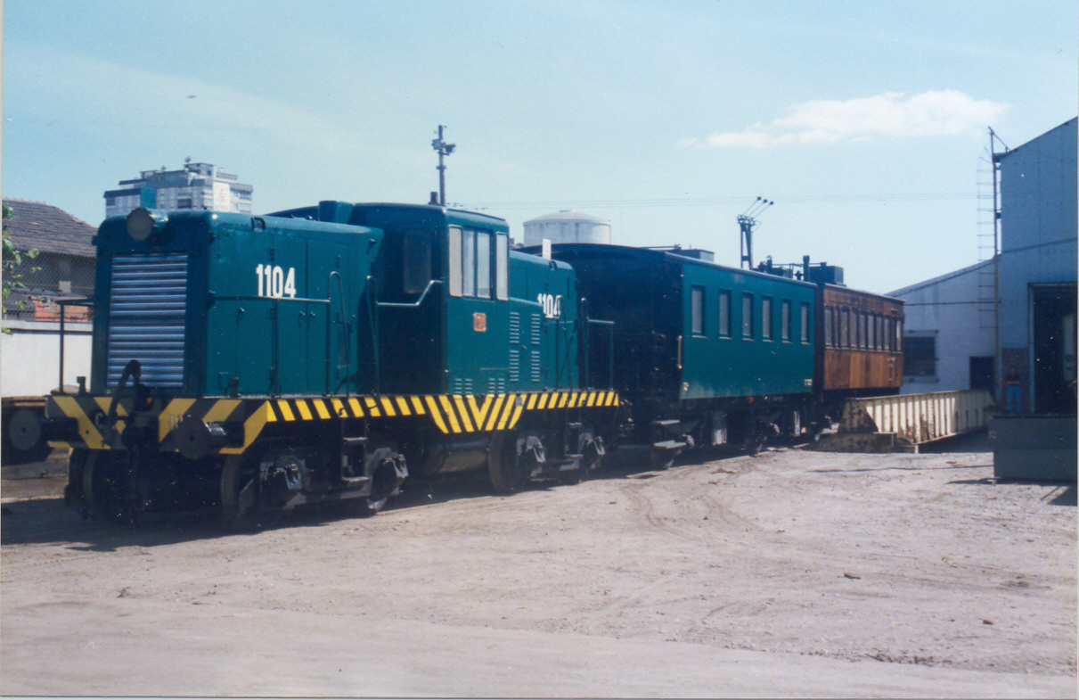 Sul e Sueste passado e presente: LOCOTRACTOR DIESEL CP SÉRIE 1100 ...