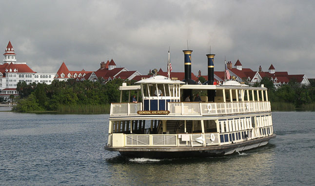 Justin At Epcot: A thoughtful review of Disney's Transportation System