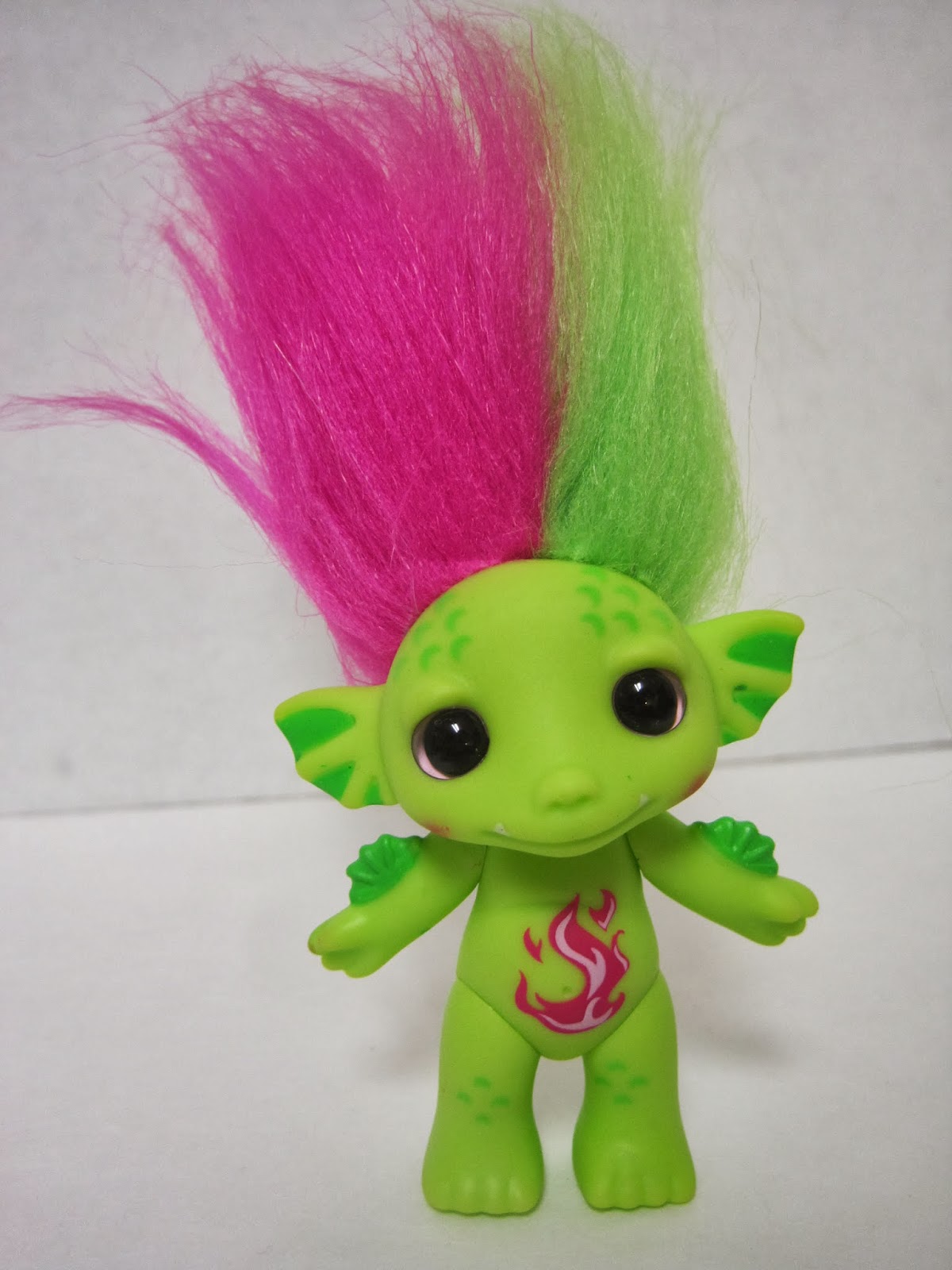 Never Grow Up: A Mom's Guide to Dolls and More: Zelfs Green House ...