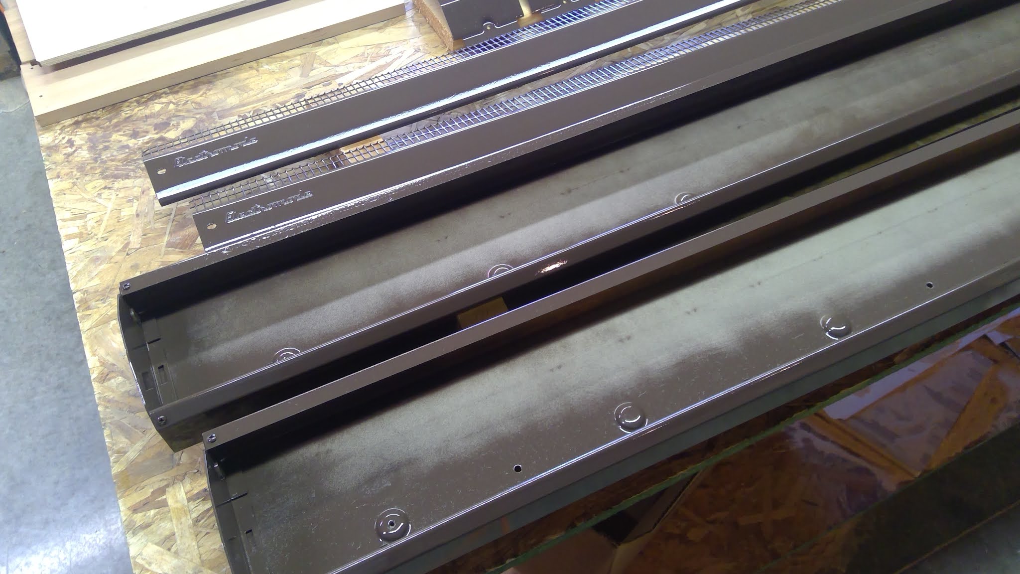 Things That Keep Dan Busy: Vintage Baseboard Heater Restoration