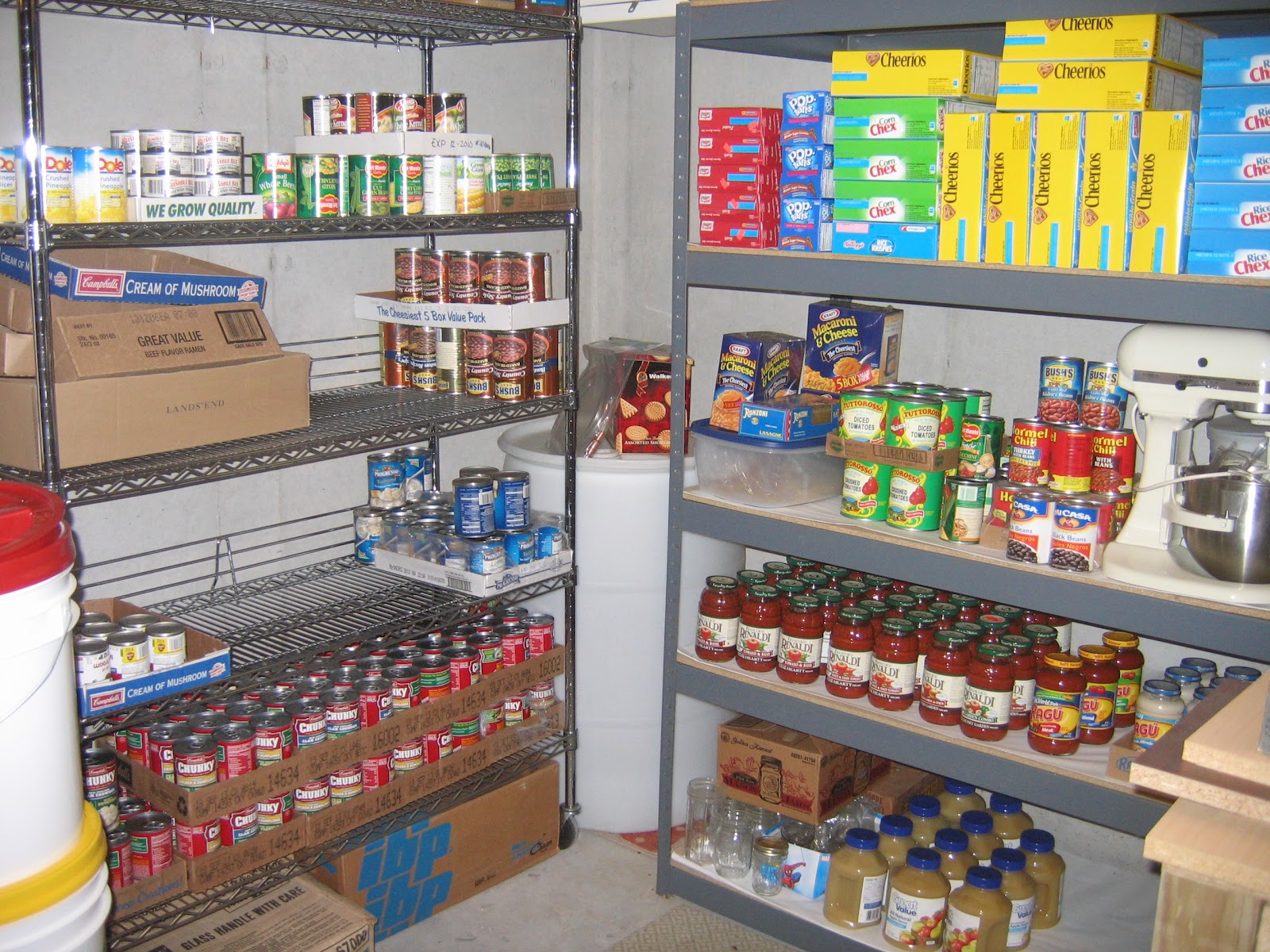 CONTROLLING Craziness: Organizing My Food Storage - part 2