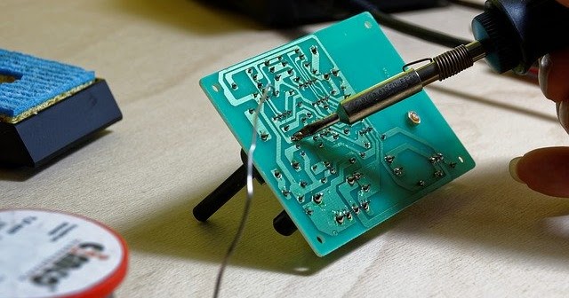Tips Cara merawat solder agar tetap awet dan tahan lama - Foxify