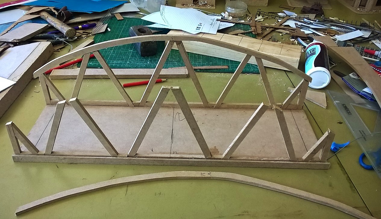 JOHN BOND's WARGAMING STUFF: SCRATCH BUILT MDF BOX GIRDER BRIDGE