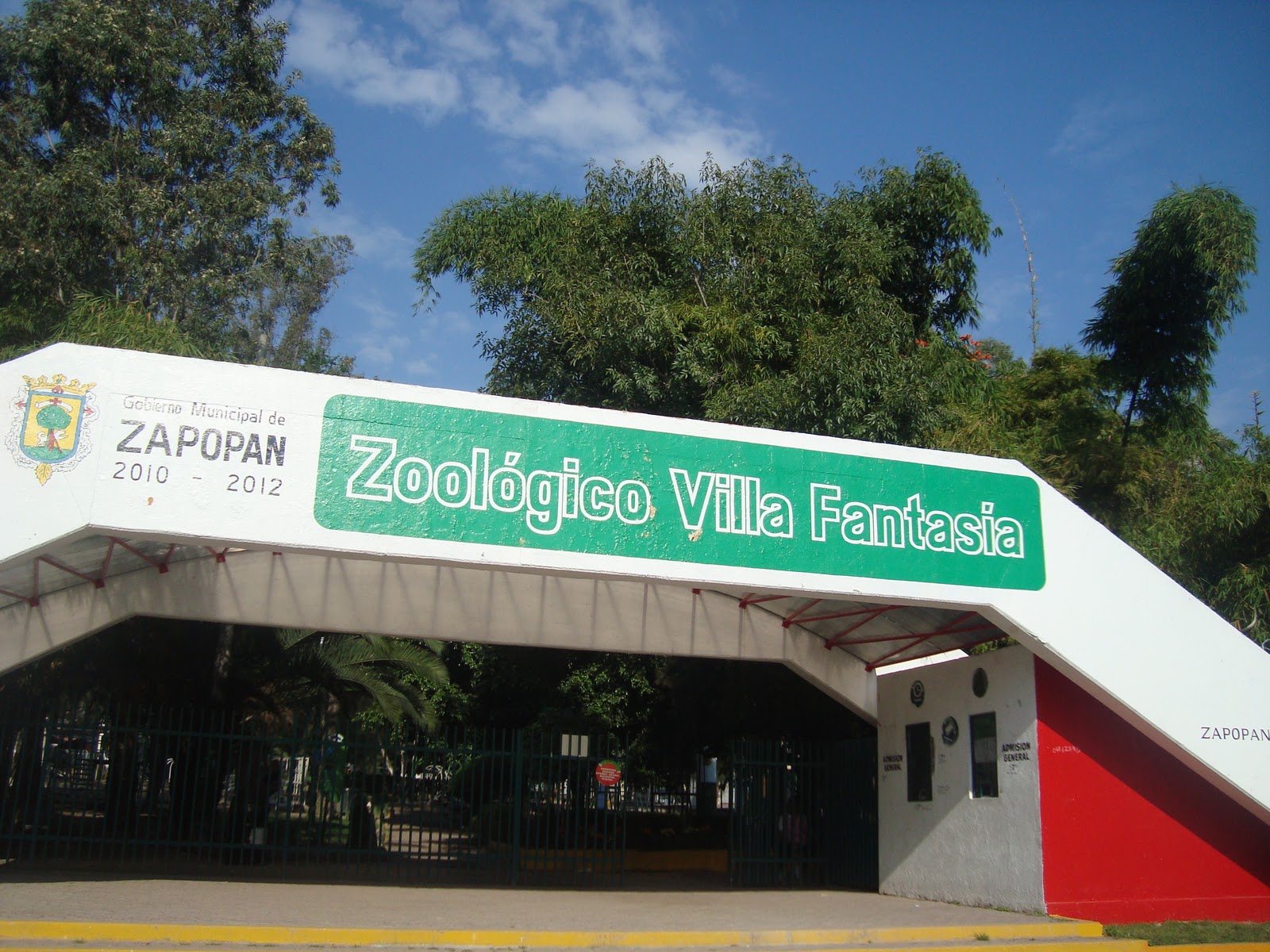 Villa Fantasia: Visita al Zoologico