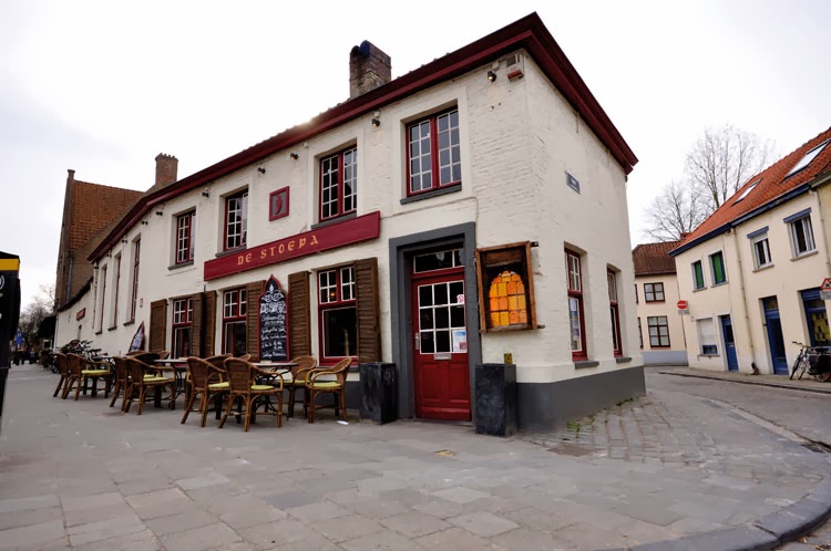 Gietjes Corner: De Stoepa, een culinaire ontdekking in Brugge