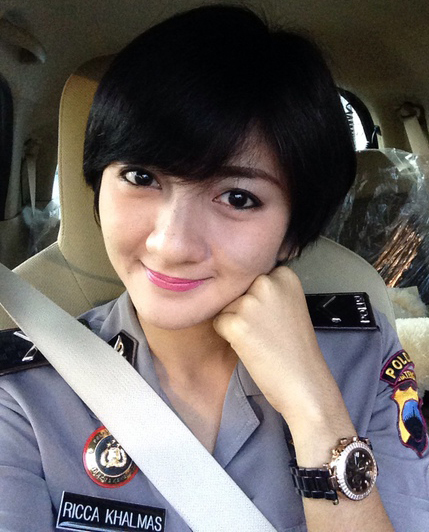 Story WA 2020: 15+ Gambar Foto Polwan Cantik Banget di Indonesia