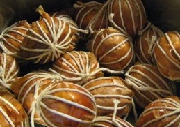 Threads of a story: April 2011