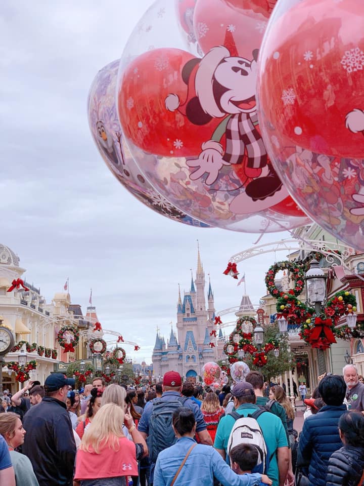 Mickey's very merry Christmas Party, Magic Kingdom | Dollops of sky
