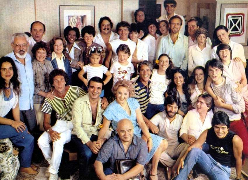 Astros em Revista: REINALDO GONZAGA - O GALÃ CANTOR