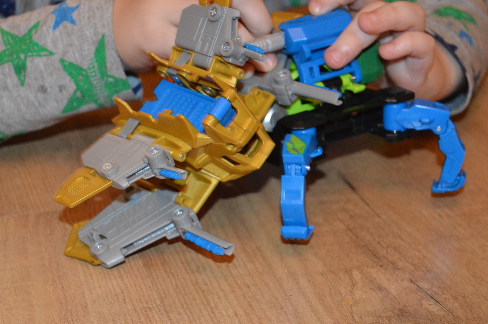 Playdays and Runways: Review - Havex Machines