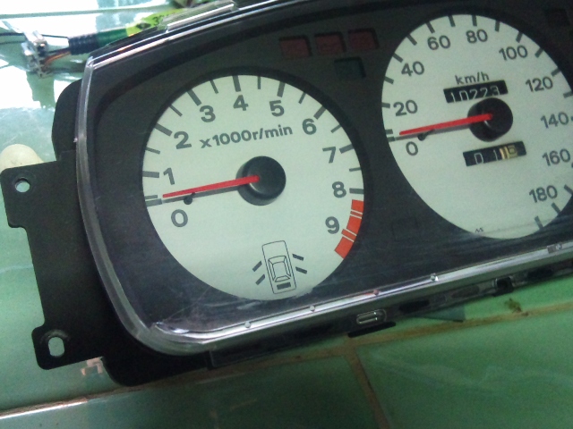 vtec_clan: EG9 MANUAL METER CLUSTER SET (94 SPEC) - SOLD