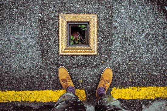 Mighty Lists: 13 creative pothole pictures