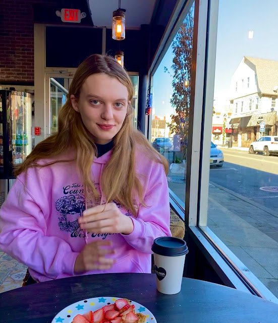 Ariel Nicholson – Most Beautiful Transgender Girl - TG Beauty