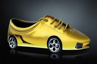 Autos en forma de zapatos! - Nazareth Black