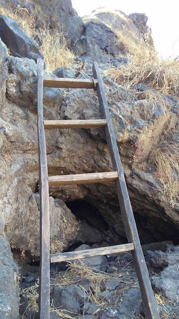 One Day Hike to Irshalgad: A Needle Head Pinnacle - Born Hiker