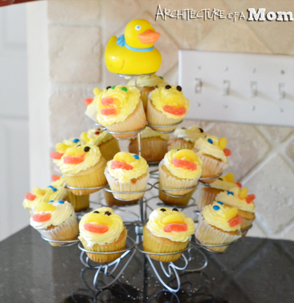 Architecture of a Mom: Easy Duck Cupcakes