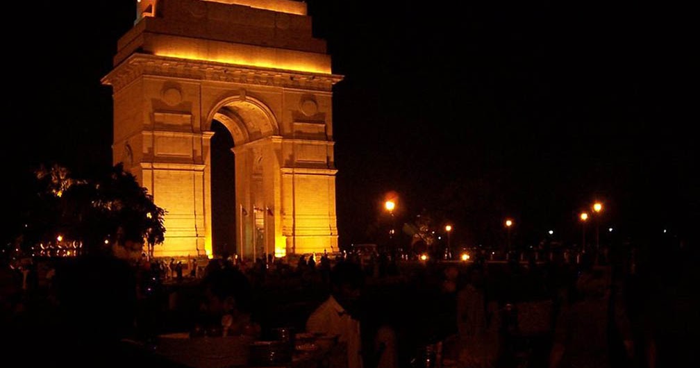 India Gate at Night (New Delhi) | My Travelogue - Indian Travel Blogger ...