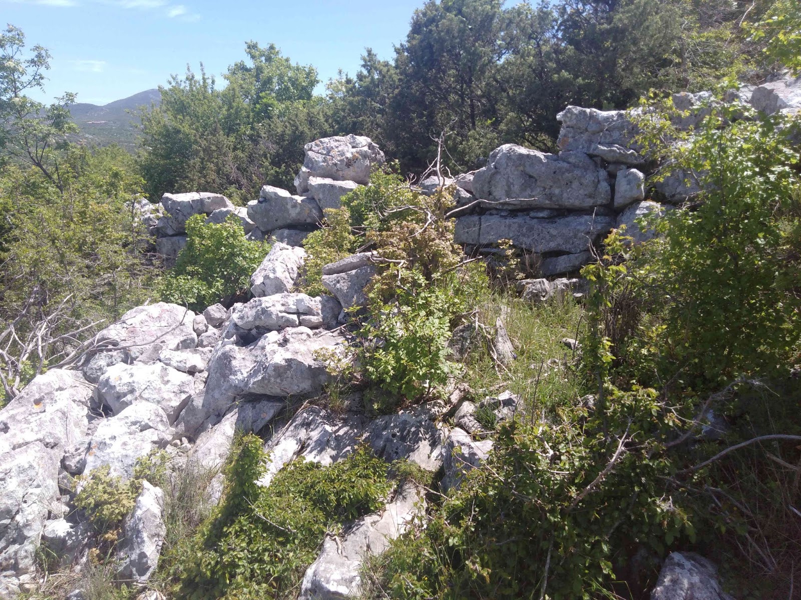 'RAVANJSKA MIKENA' - VELIČANSTVENA KIKLOPSKA GRADINA U TREBIMLJI KOD ...