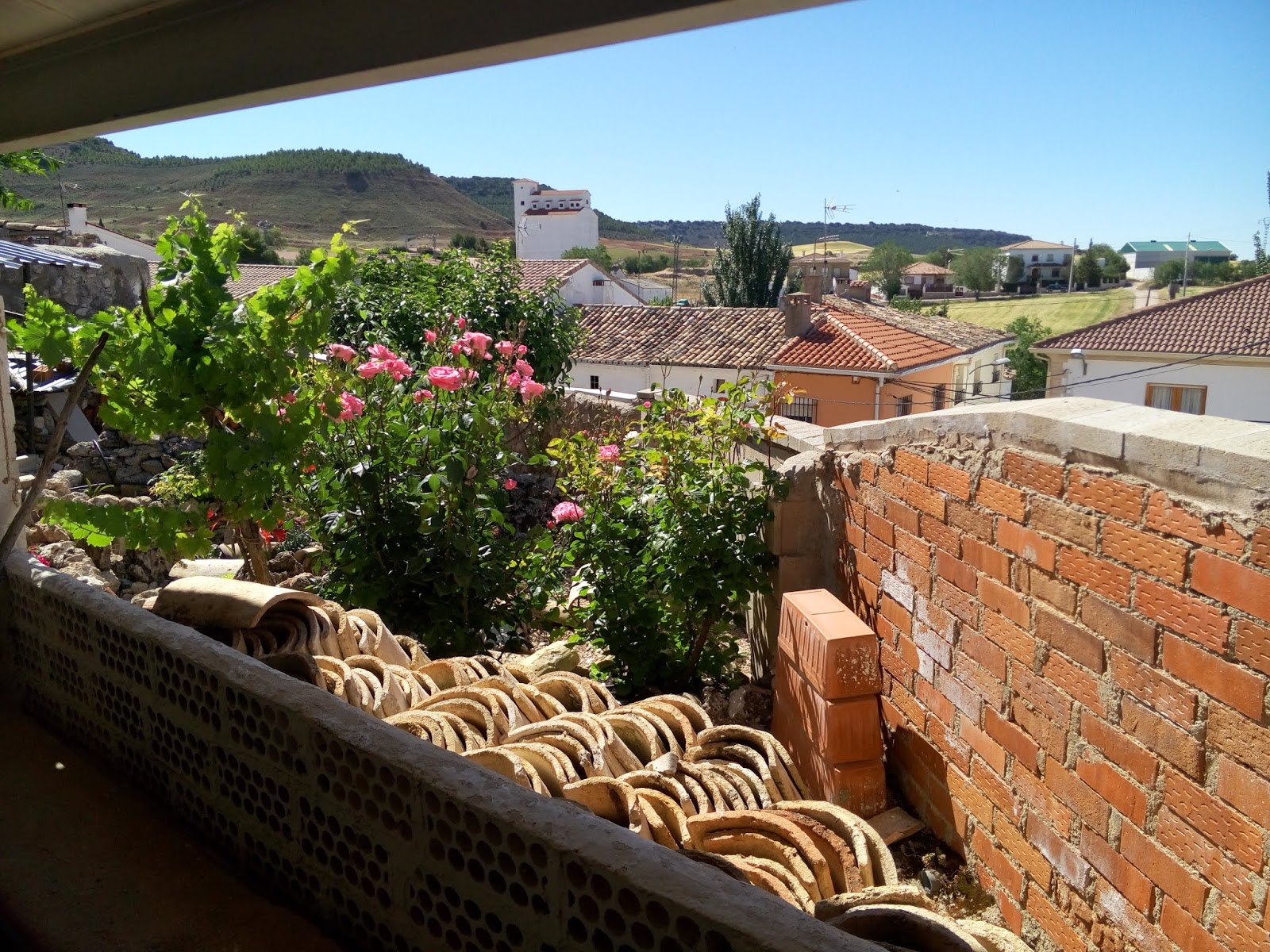 Torrejoncillo del Rey: Fachadas y balcones Torrejoncillo del Rey