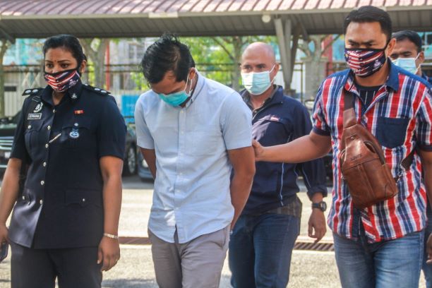Doctor charged in court again with cheating | BEST FBKL