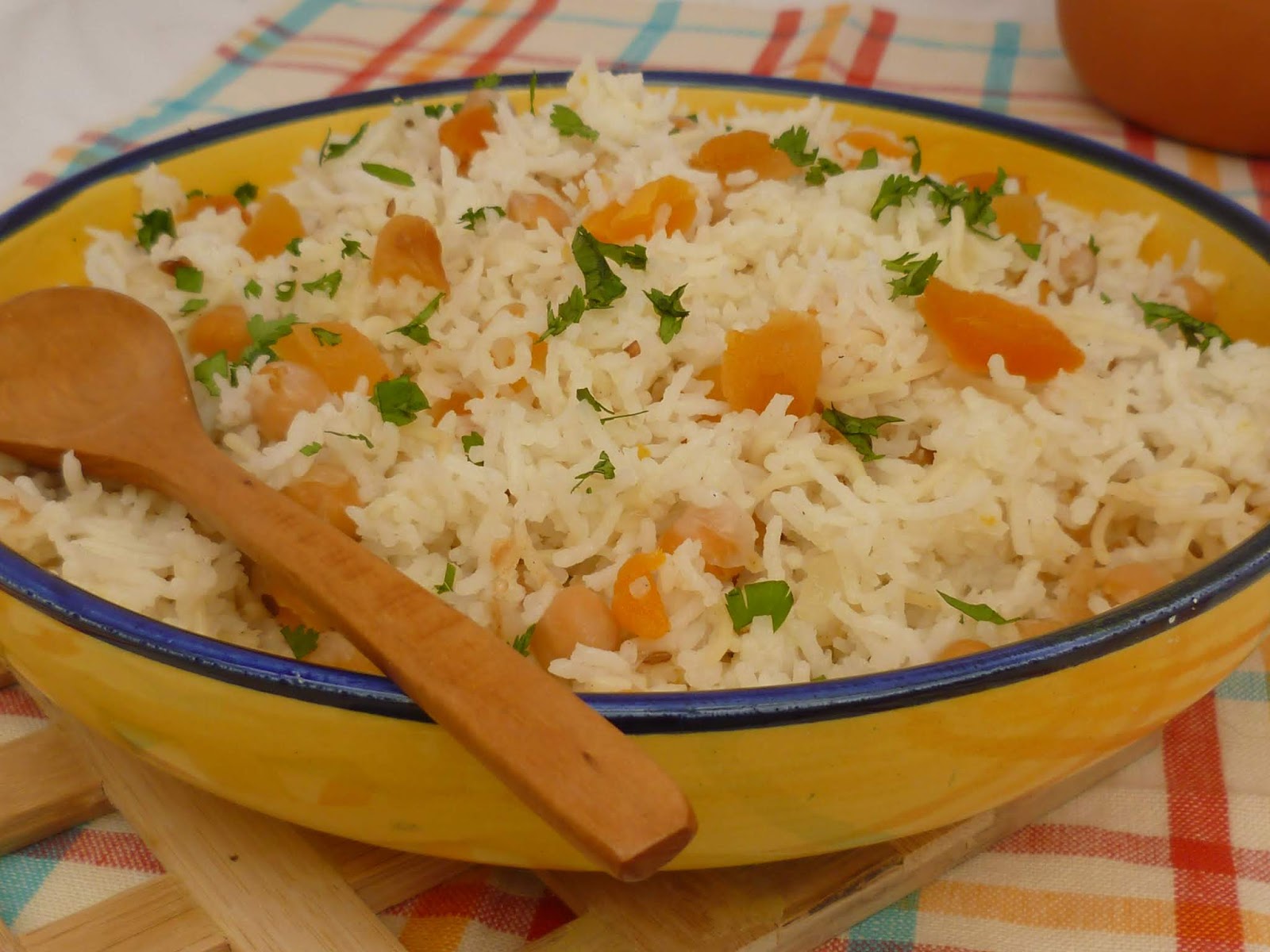 RIZ BI DFEEN ~ Lebanese Rice with Chickpeas | simply.food