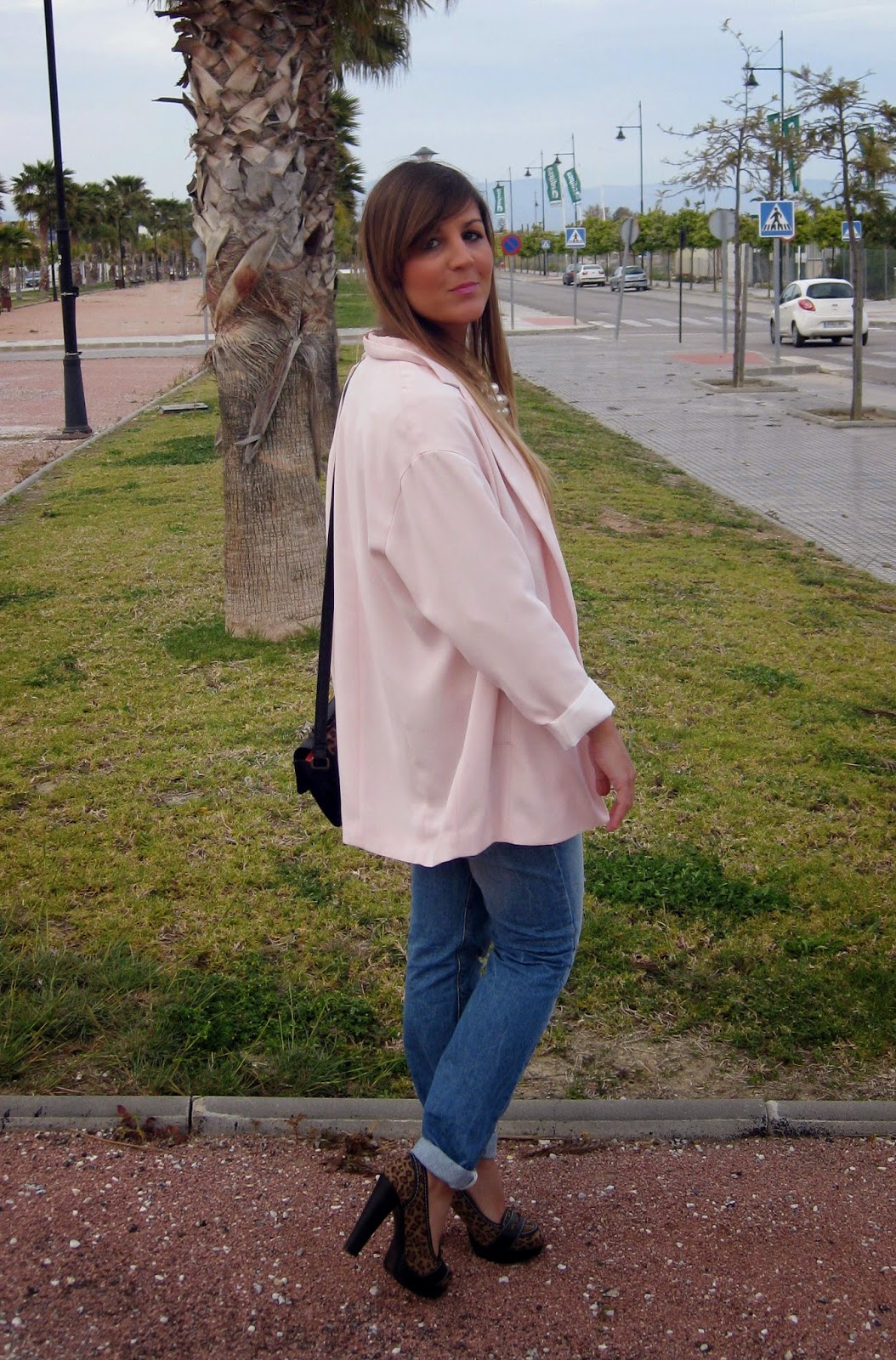 NOTHING TO WEAR BY JESS : BLAZER ROSA PASTEL STRADIVARIUS