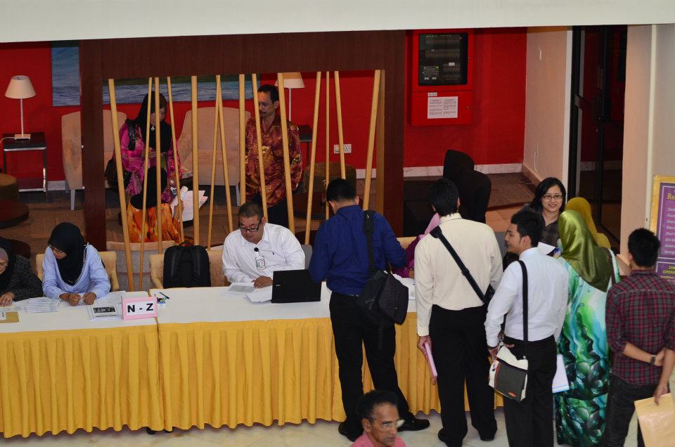 Behind the Truth & Possibilities : Skim Latihan 1 Malaysia Di bawah ...