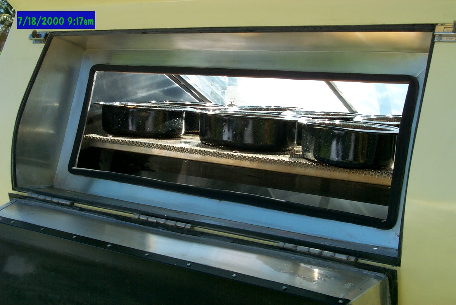 SUN'S HARVEST Solar Cooking: Villager Sun Oven