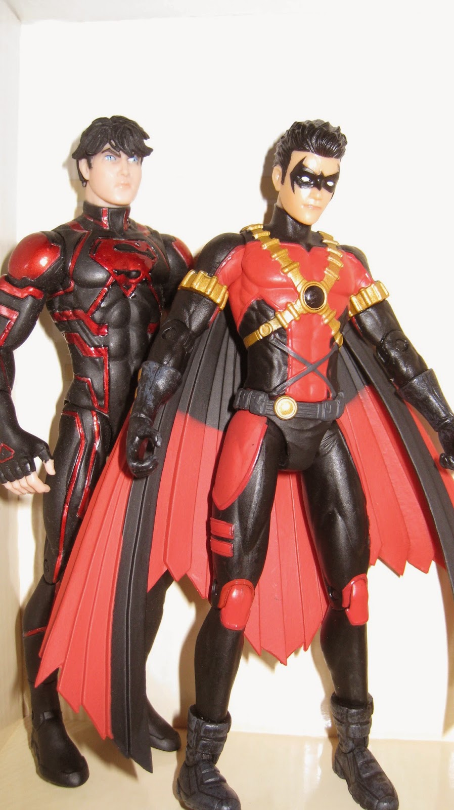 Exploring The Time Lab: DC Collectibles: Red Robin
