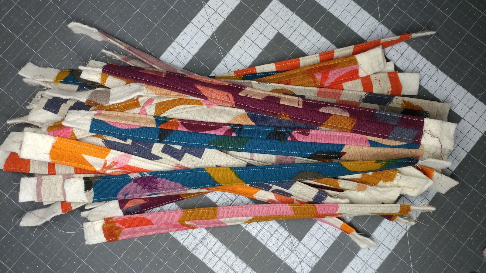 Slice of Pi Quilts: Handmade Key Fob Wristlet Tutorial