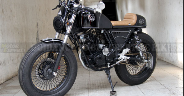Desain rangka gaya café racer dengan basic scorpio | Motor Trail