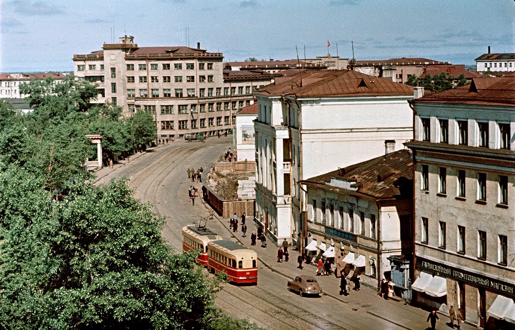Beautiful Color Photographs of Russia in the 1950s ~ Vintage Everyday