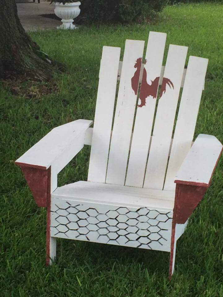 The Red Rooster House: My Rooster Chair