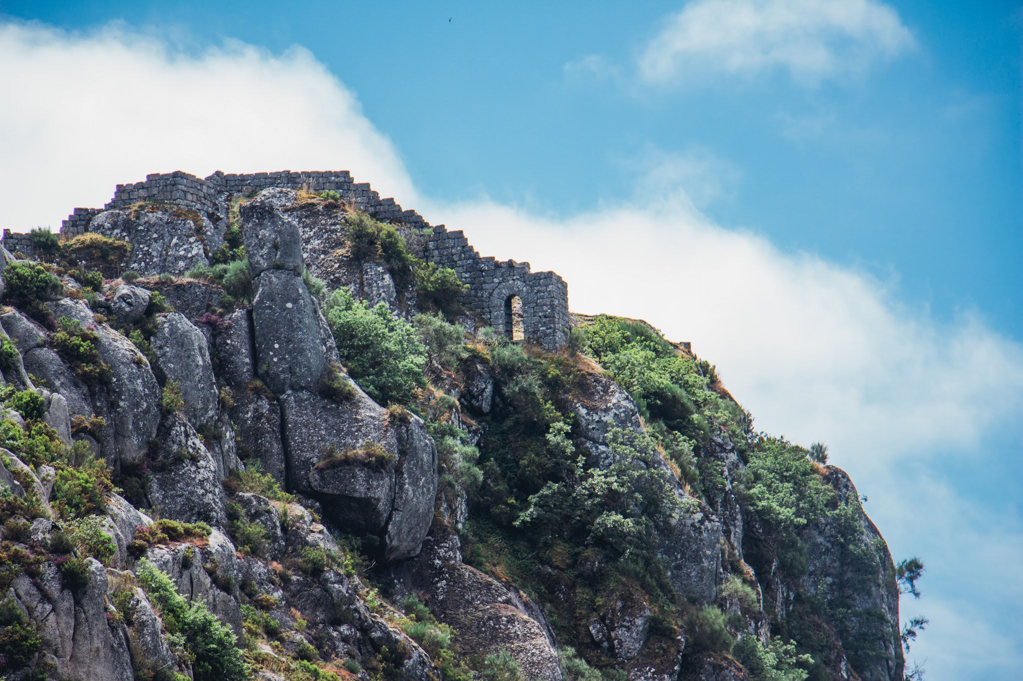 Visitar o Gerês | De Castro Laboreiro ao Lindoso | CAÇADOR DE EMOÇÕES
