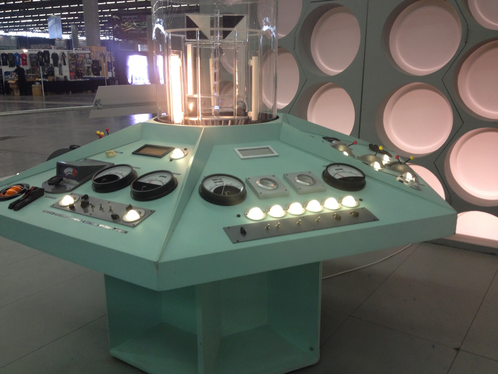 Why Run to the TARDIS?: First Doctor TARDIS Console